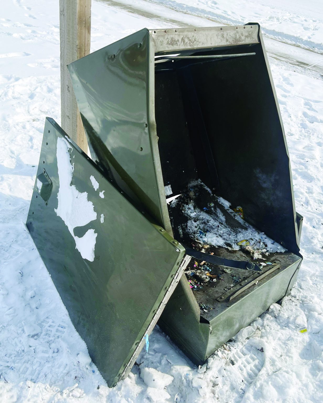 RCMP investigate explosion in garbage can in Amundsen Park | Claresholm ...